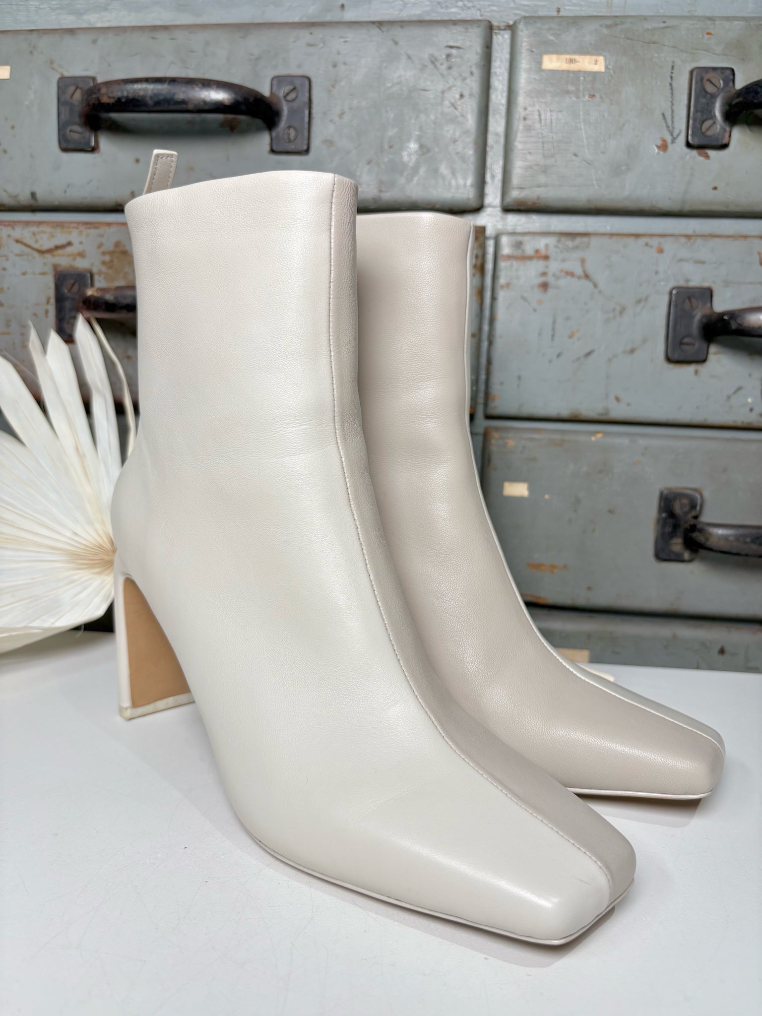 W Shoe Size 39 (8.5 US) Jonathan Simkhai Colorblock Kelsey Ankle Boots ...